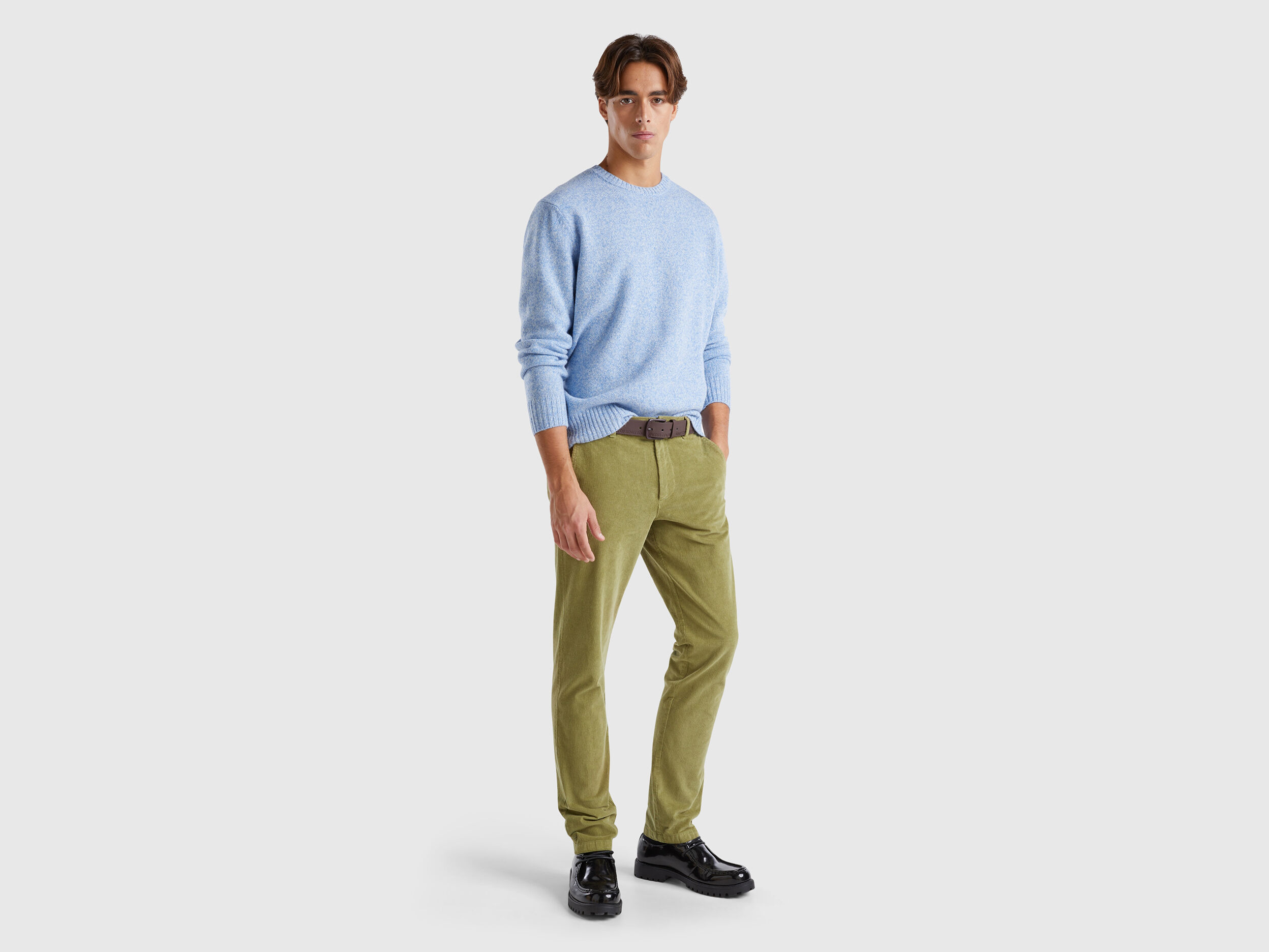 Slim fit stretch velvet trousers - Military Green | Benetton Slim fit stretch velvet trousers - Military Green | Benetton